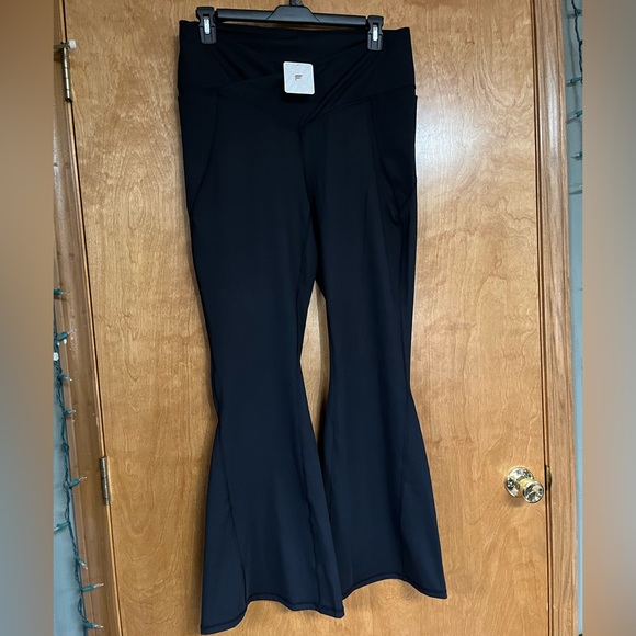 Fabletics | Pants & Jumpsuits | Nwt Pure Luxe Fabletics Flare Leg Yoga ...
